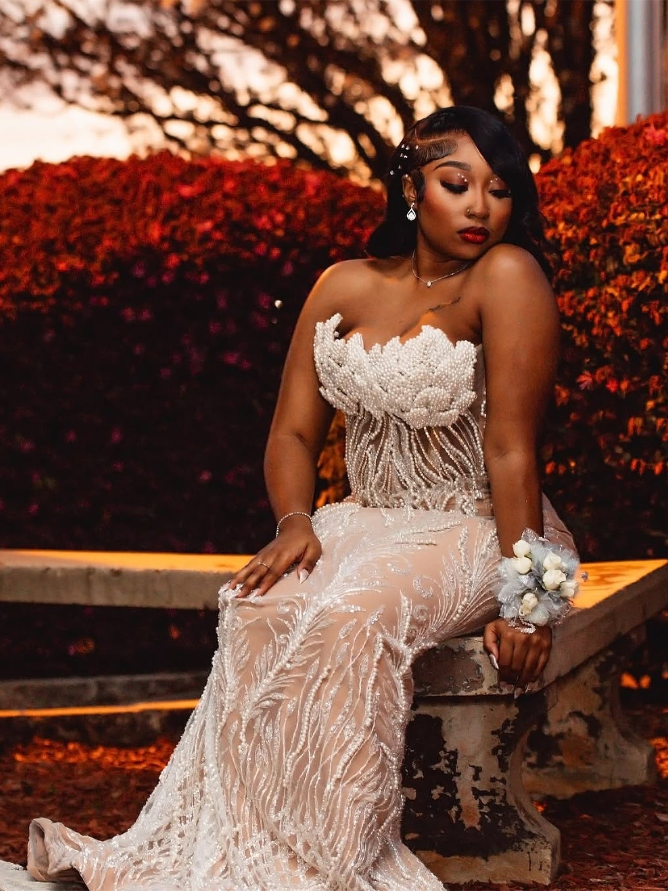 How to Walk in a Long Prom Dress Without Tripping – misshow.com