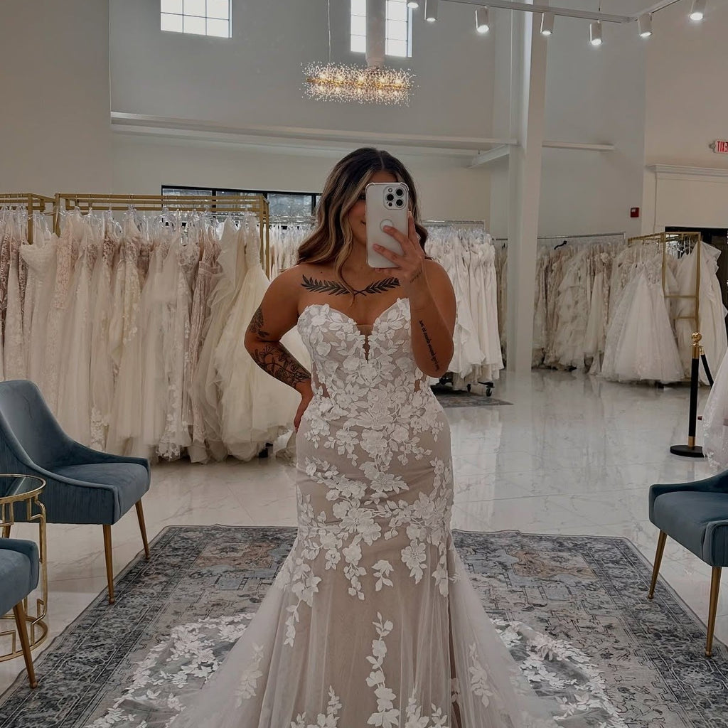 Charming White Lace Mermaid Sweetheart Sleeveless Sweep Train Tulle We ...
